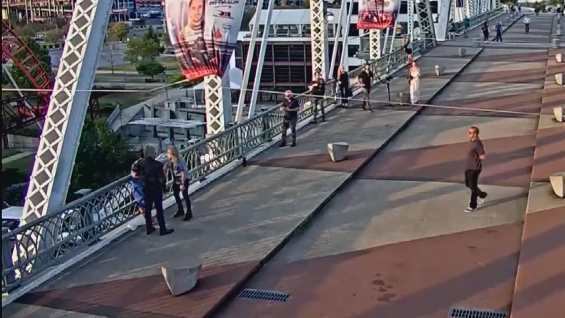 Jon Bon Jovi helps woman off ledge of bridge in Nashville | krem.com