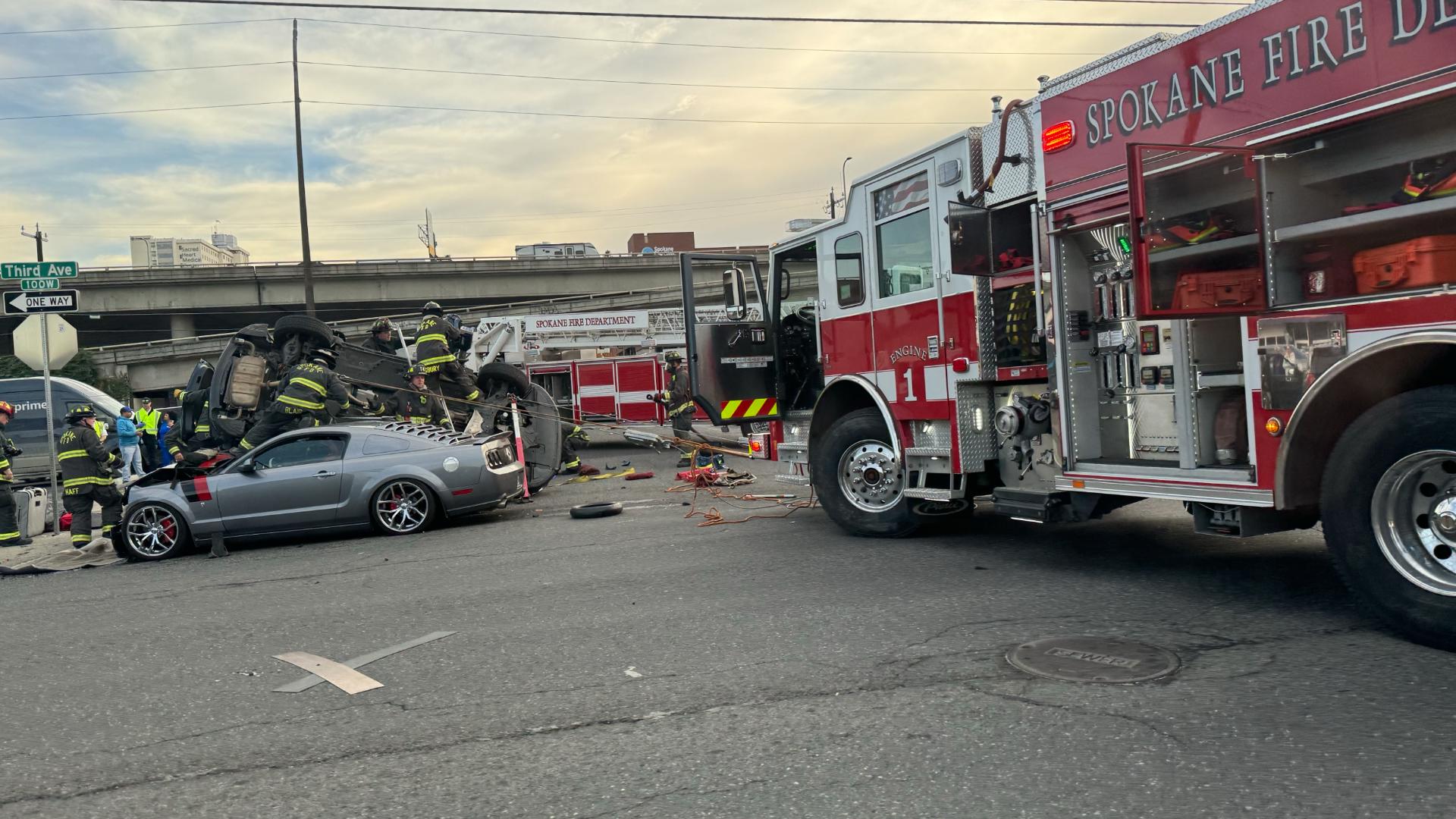 Two extricated with minor injuries after downtown Spokane crash | krem.com
