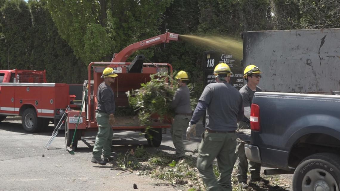 Firefighters help clean up yards to prep for wildfire season | krem.com
