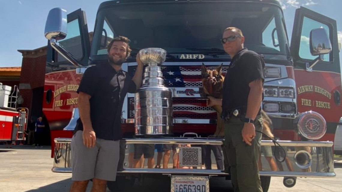 Tyler Johnson brings Stanley Cup trophy to Spokane Arena | krem.com