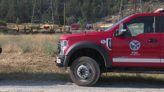 Fire crews responding to brush fire near Minnehaha Park | krem.com