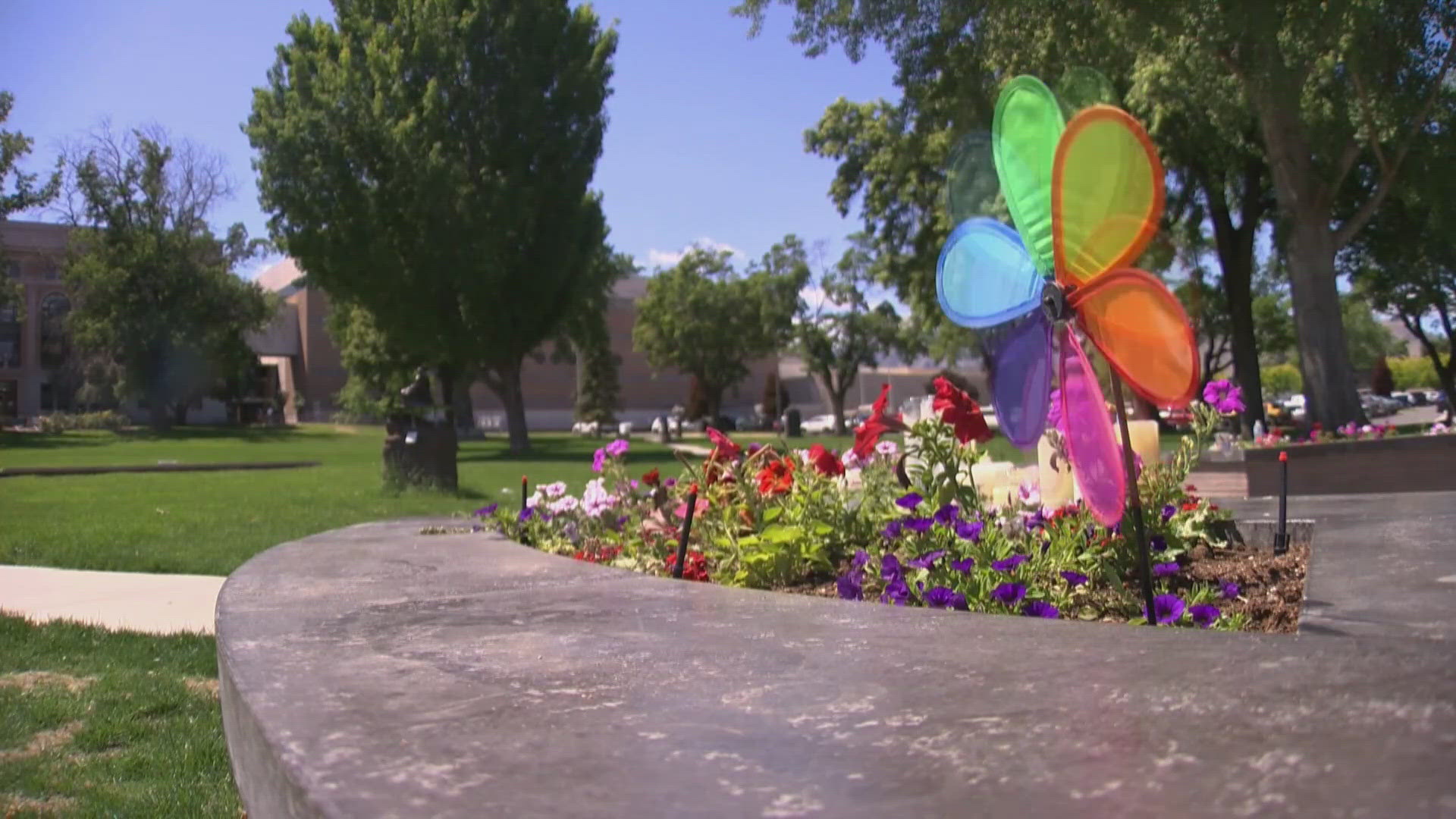 Wenatchee mourns loss of Decker girls as father Travis Decker wanted ...