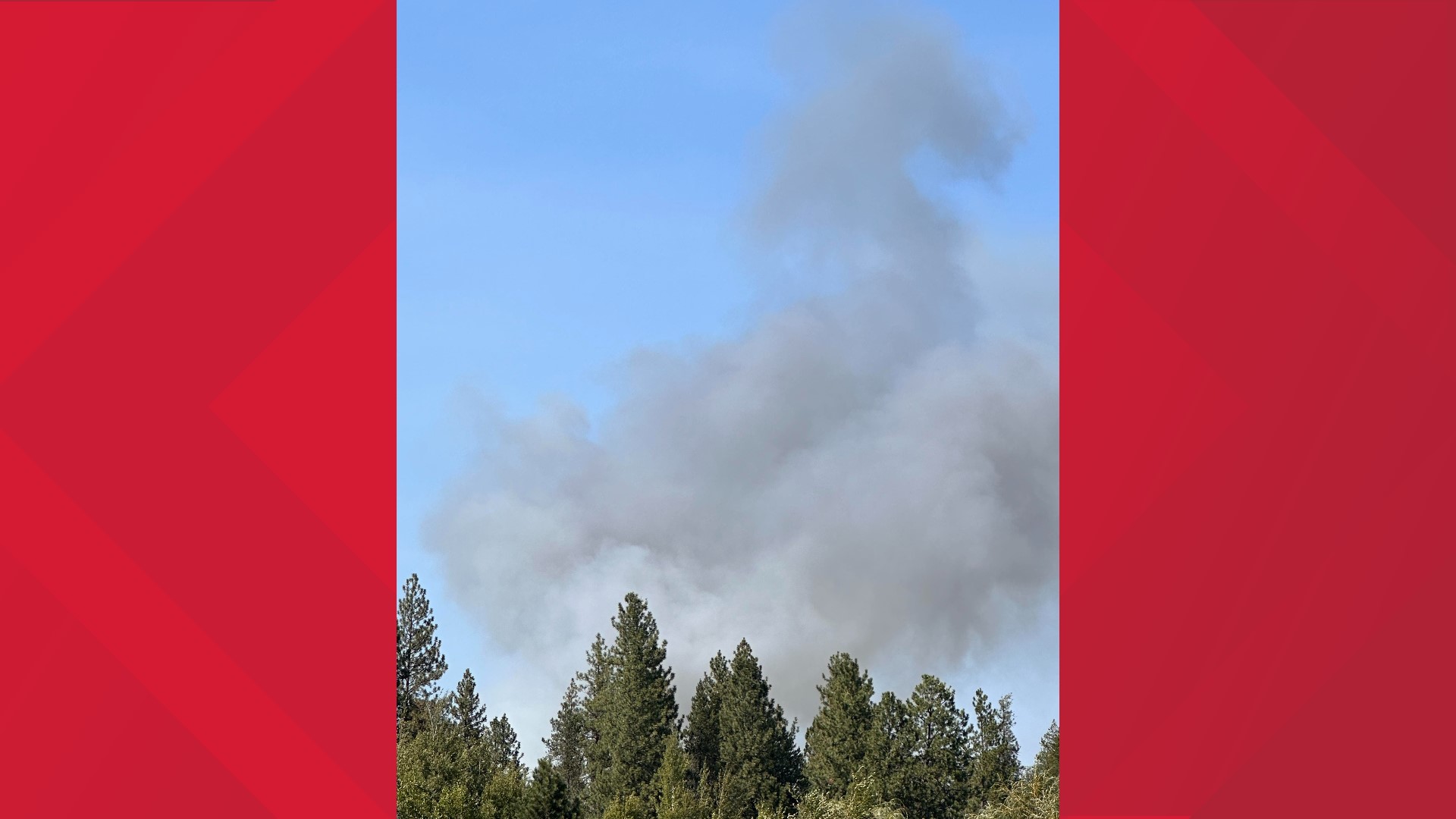 All evacuations lifted for Sarah Loop fire burning in Athol | krem.com