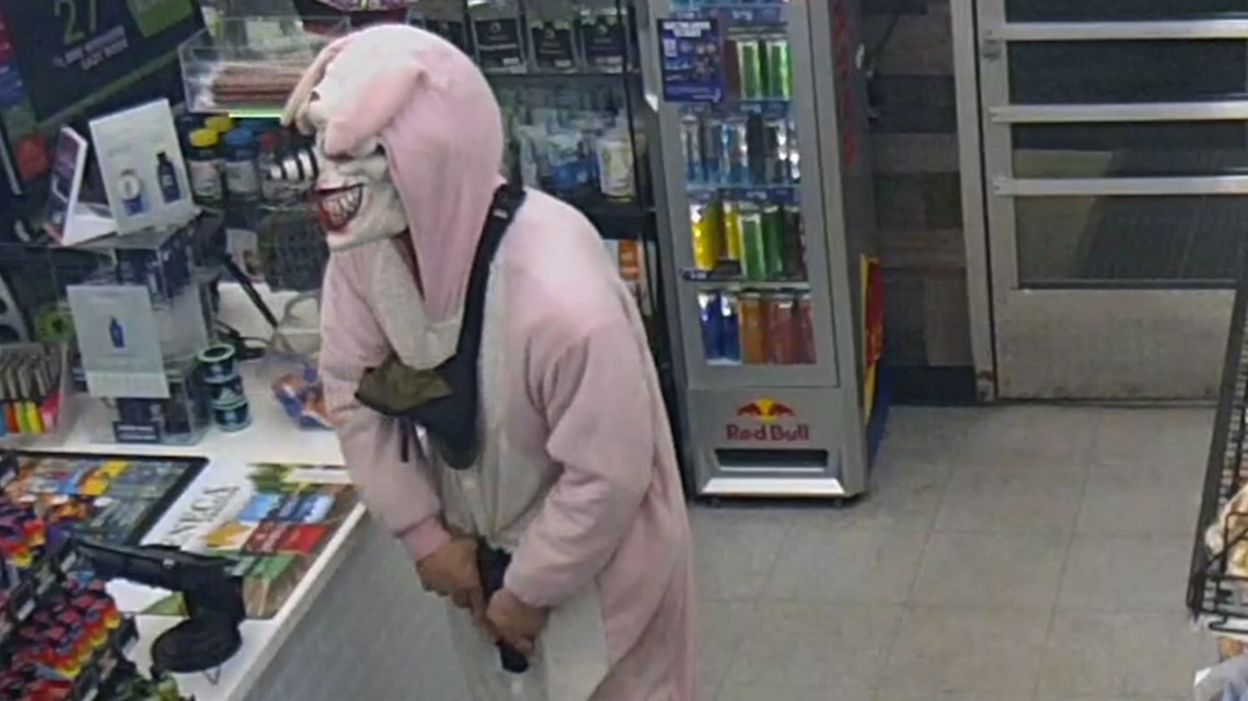 Spokane Police seeking help in identifying armed robbery suspect in ...