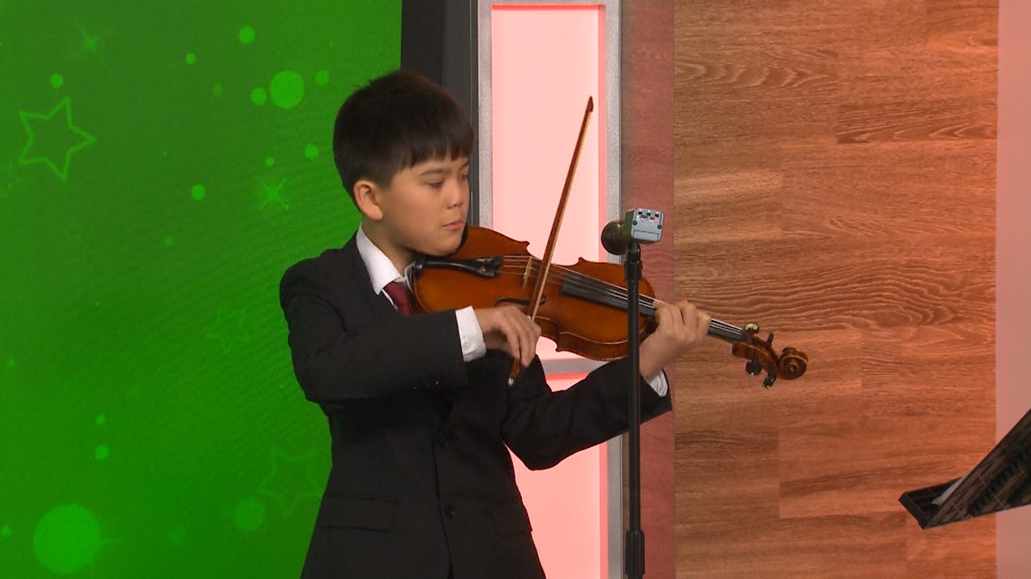 'Deck the Halls' with violinist Christopher Lee Anderson | KREM 2 ...
