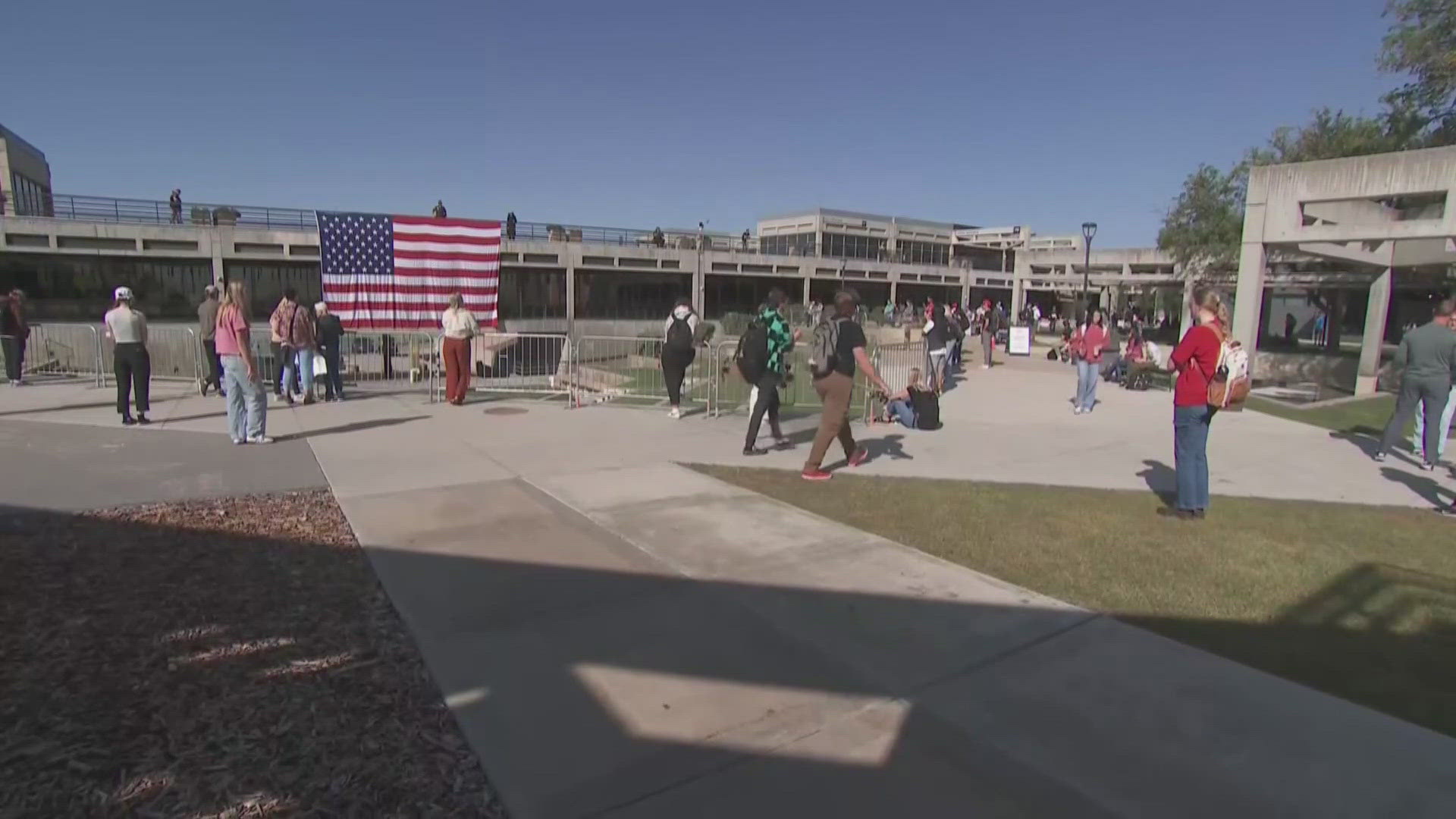Utah Valley University students return to classes after Charlie Kirk ...