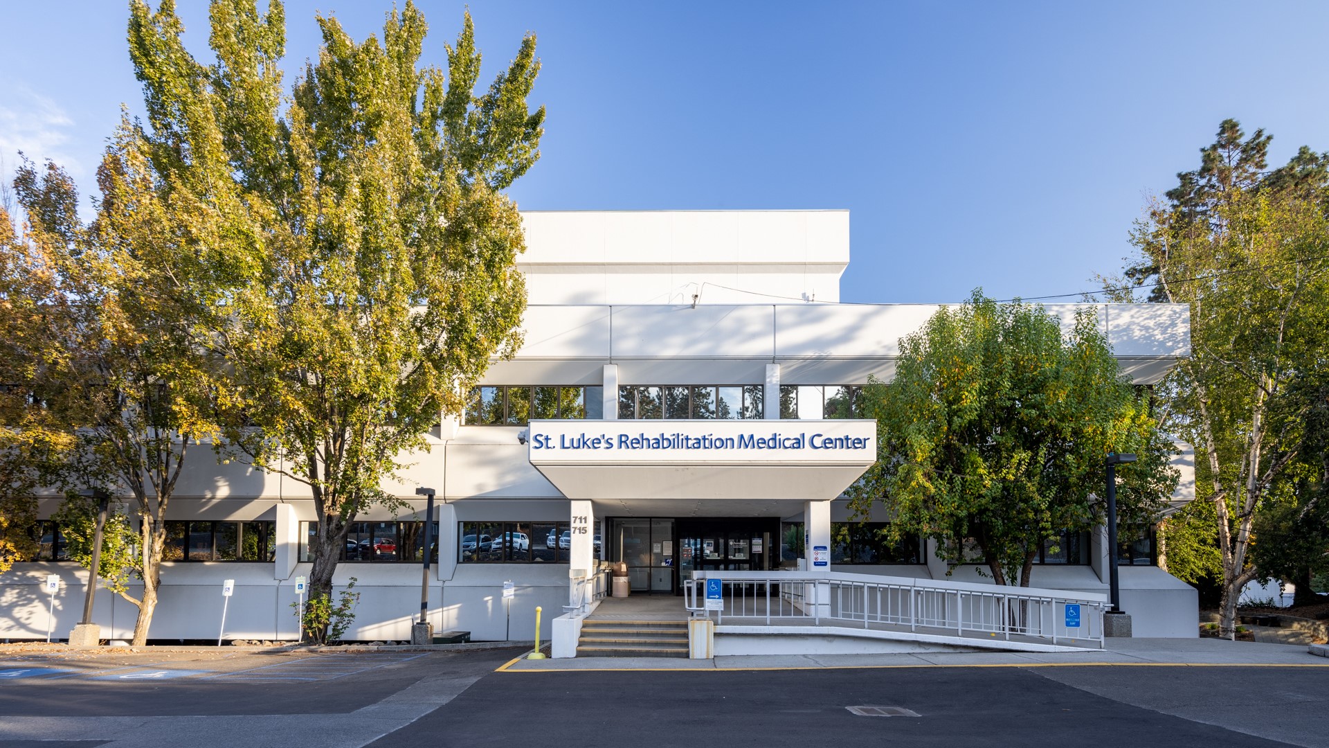 St. Luke's Center receives award for excellent care | krem.com