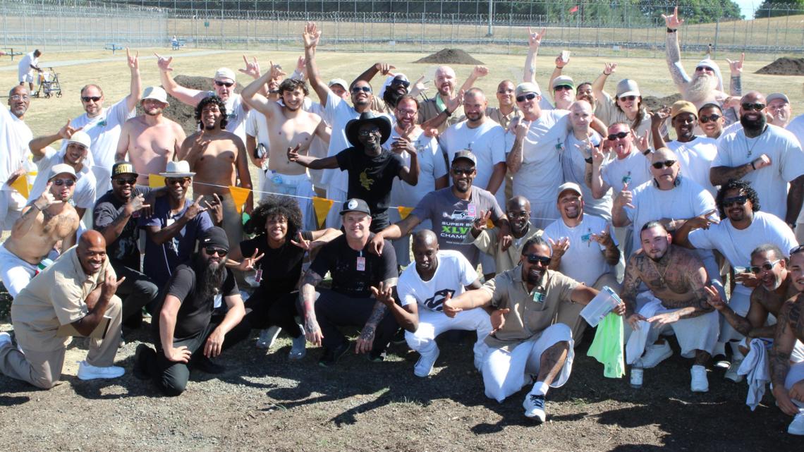 Washington State prison hosts first concert in 54 years | krem.com