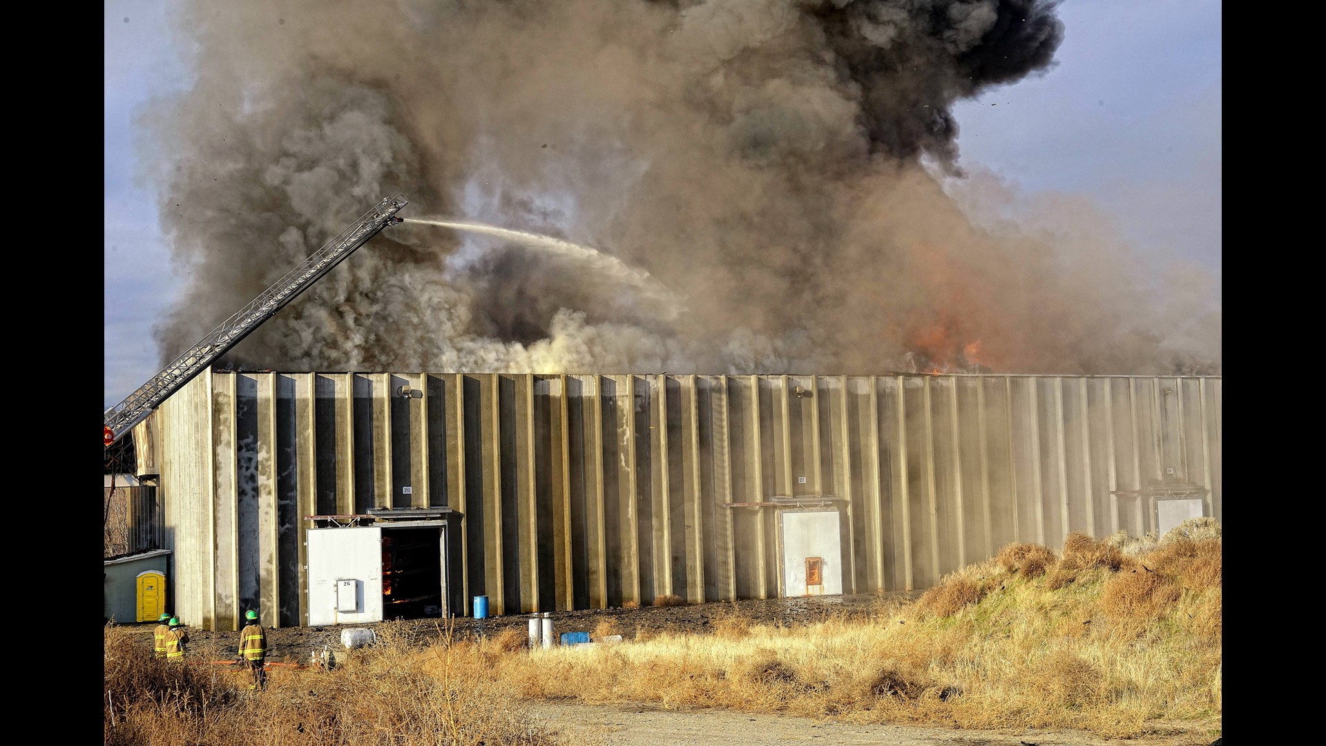 Tonasket warehouse destroyed in fire | krem.com