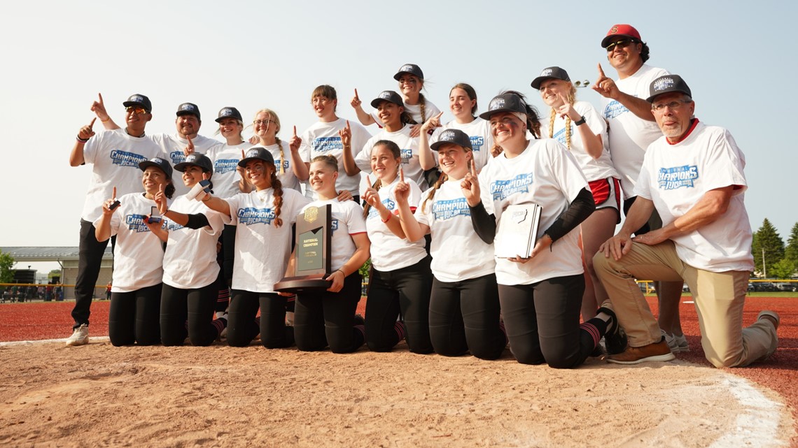Katelyn Strauss leads NDSCS softball to first national title in school ...