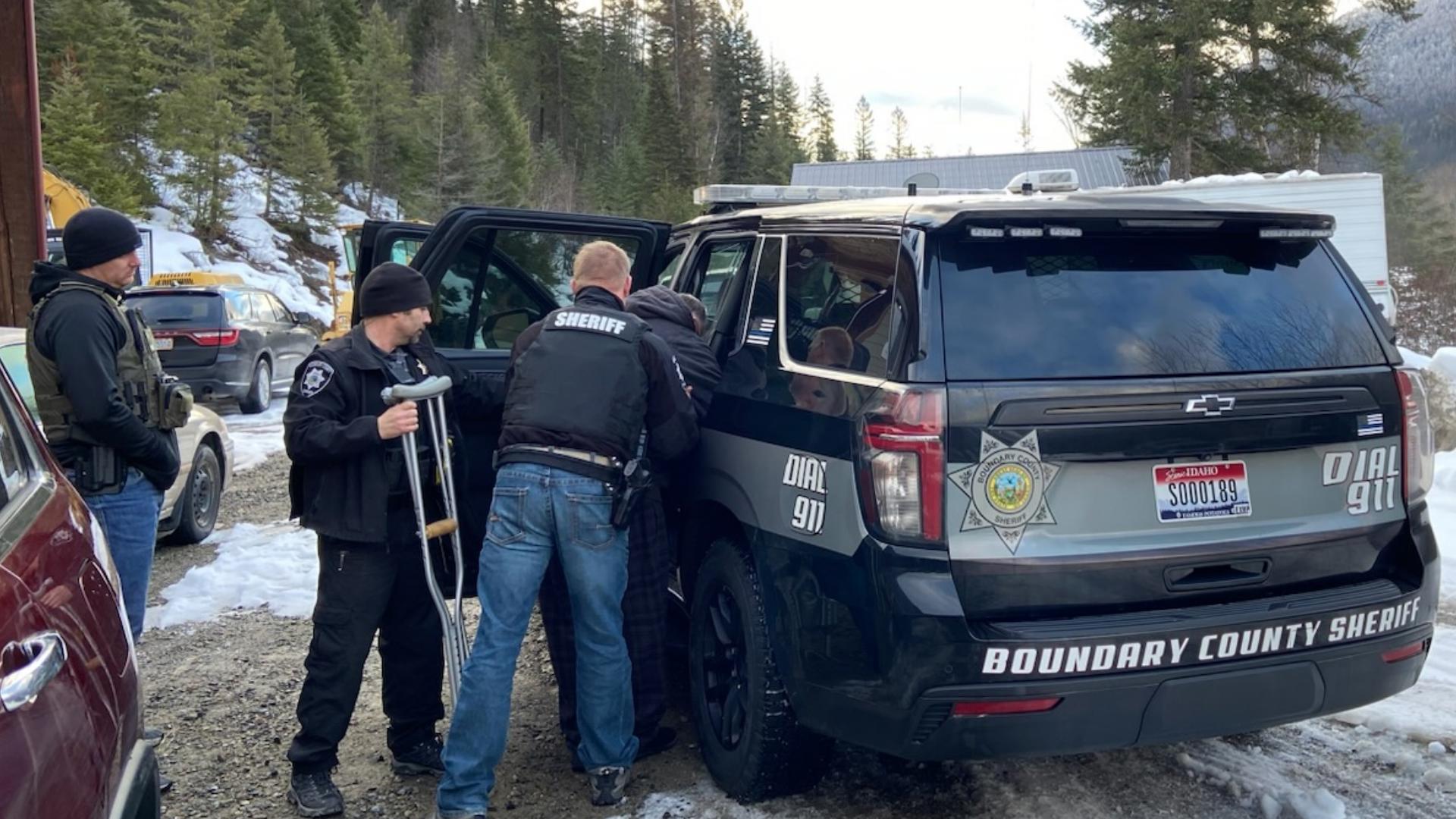 Idaho State Police arrest man in connection with crash that killed 5 ...