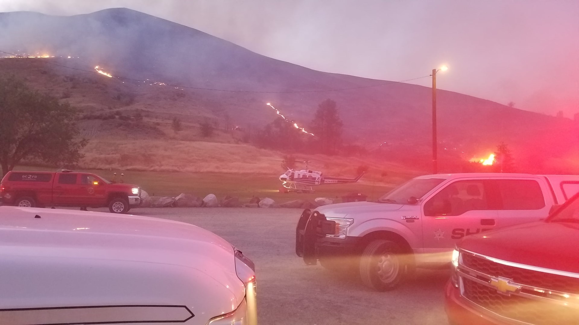 Red Apple Fire burning 4,000 acres in Chelan County | krem.com