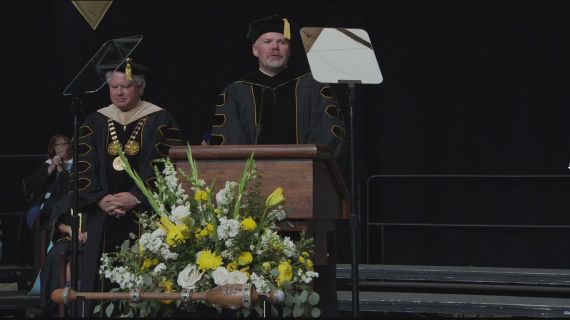 U of I awards posthumous degrees at commencement ceremony | krem.com