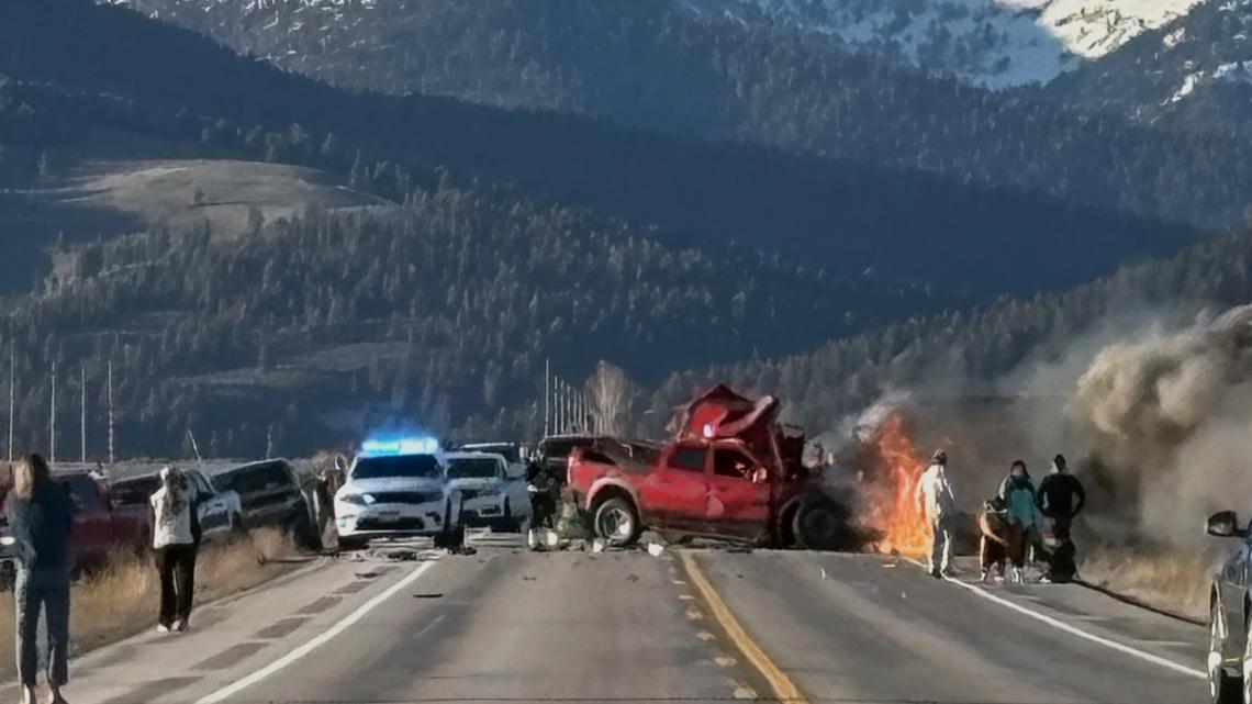 Truck crossed center line in crash with tour van that killed 7 near ...