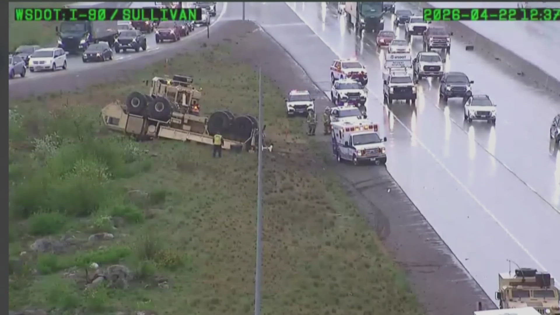 Crash involving motorhome and car blocking intersection near Soap Lake ...