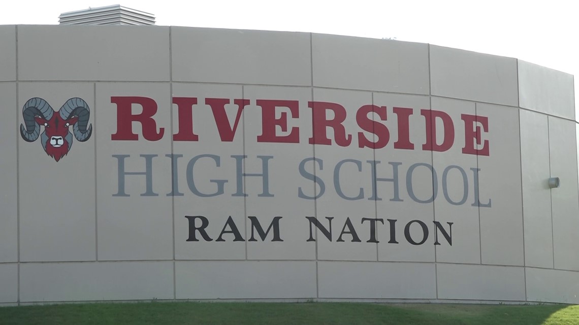 Free admission to Riverside High School's first football game | krem.com