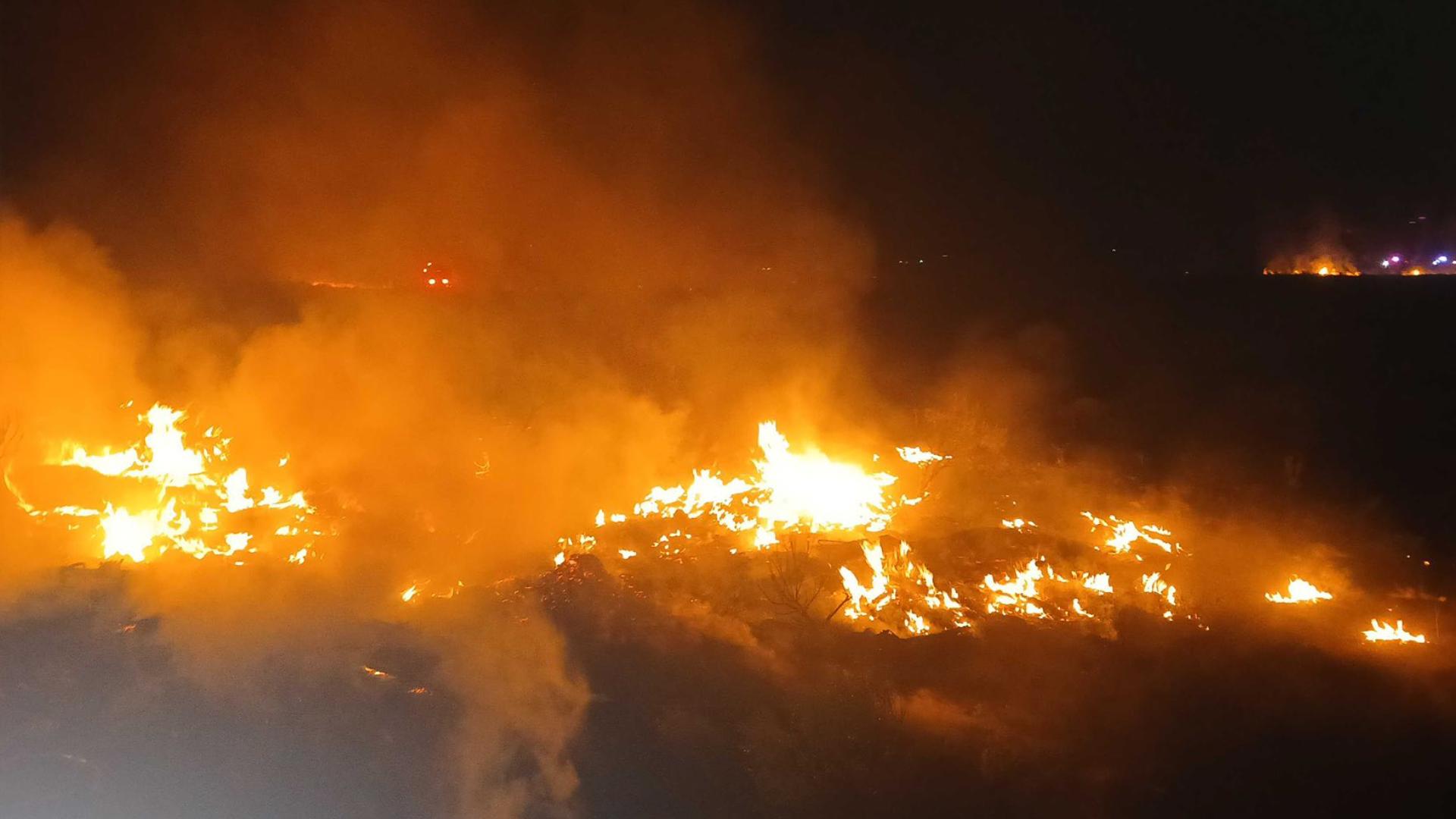 Grant County wildfire burns 10 acres amid high winds | krem.com