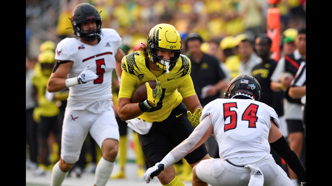 Eastern Washington football loses to Oregon 70-14 | krem.com