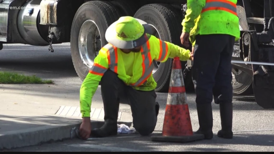 Spokane city, county crews fill potholes with temporary mix | krem.com