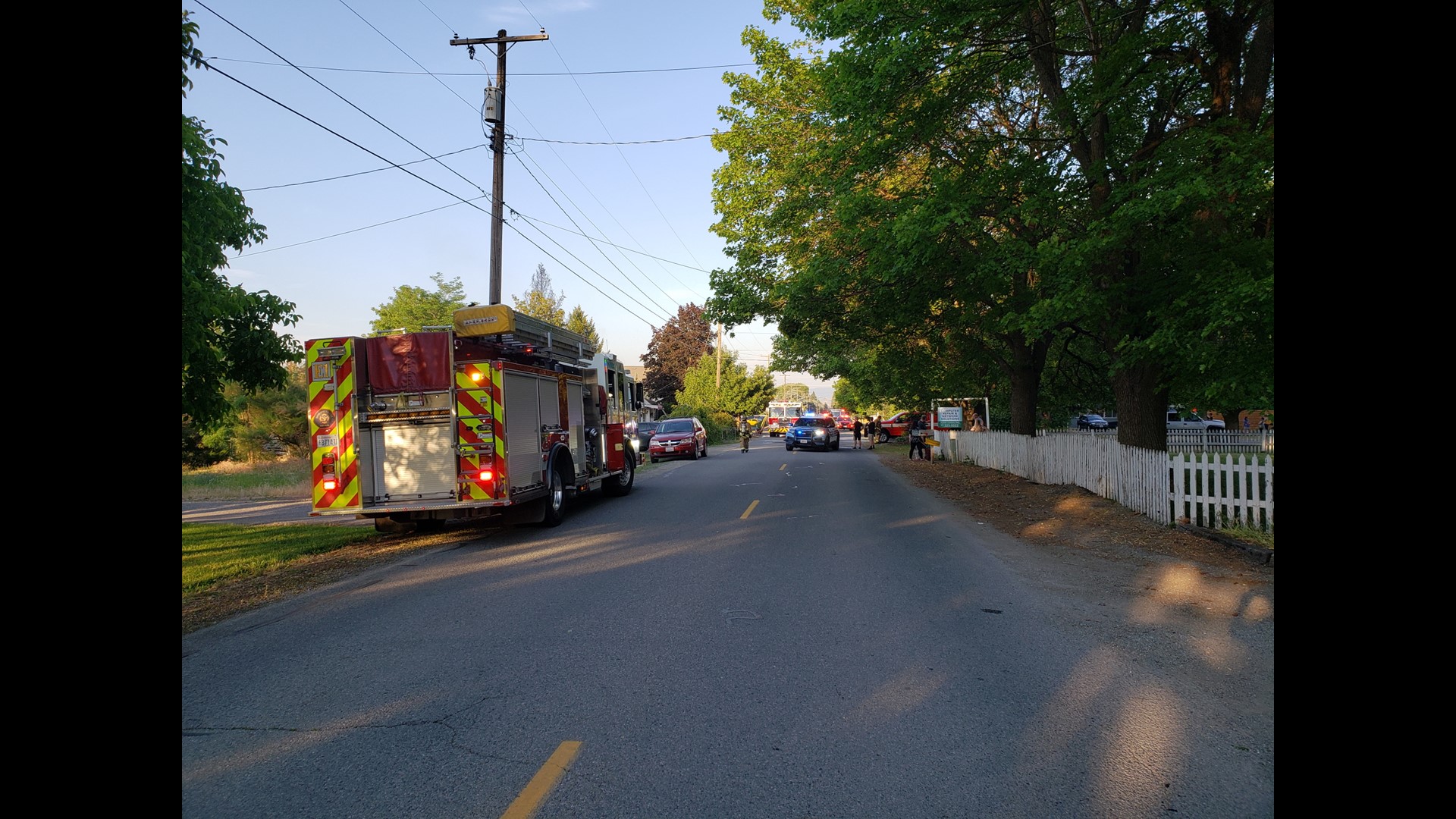 Spokane Valley neighbors help elderly couple escape house fire | krem.com