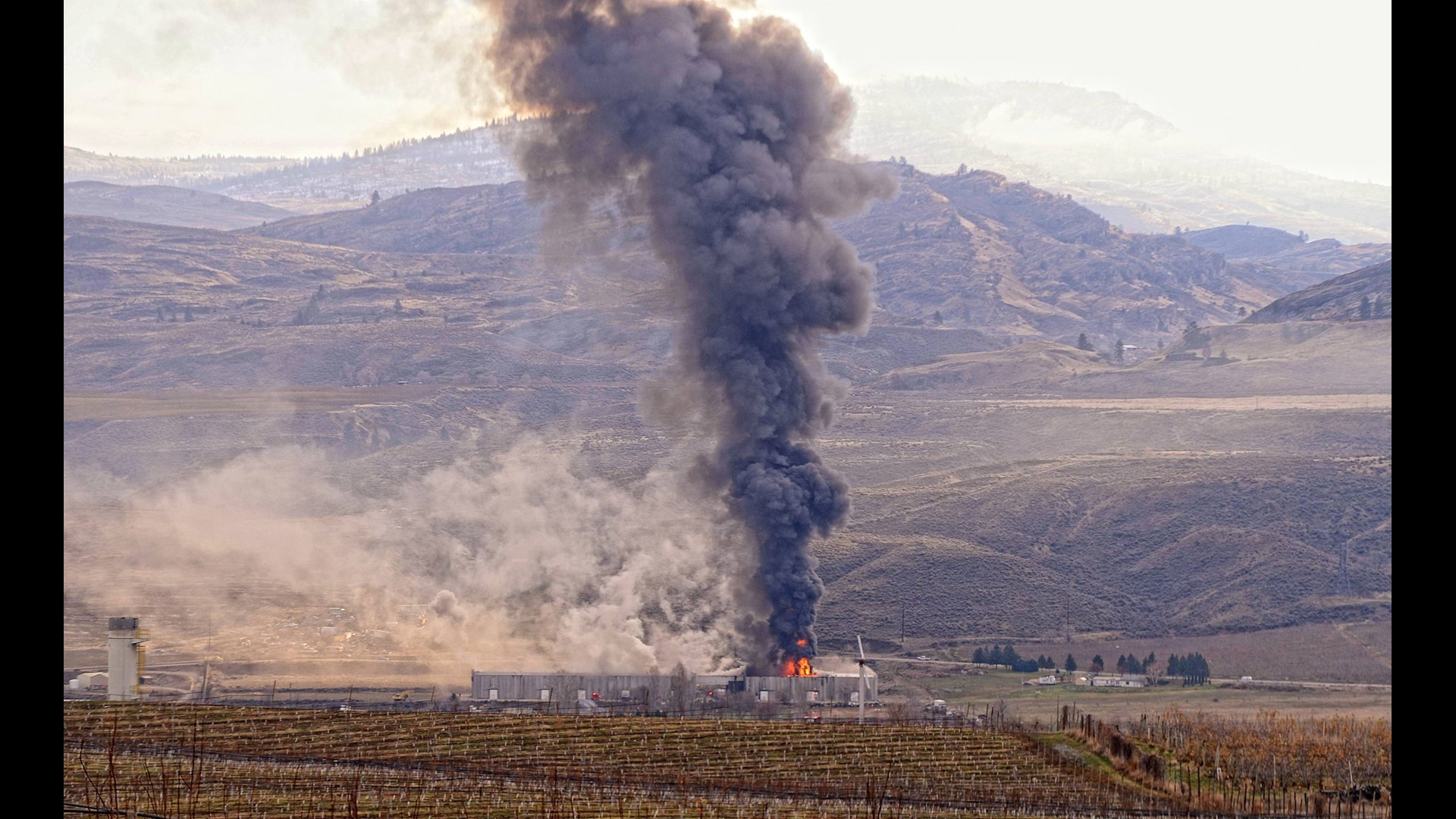 Tonasket warehouse destroyed in fire | krem.com
