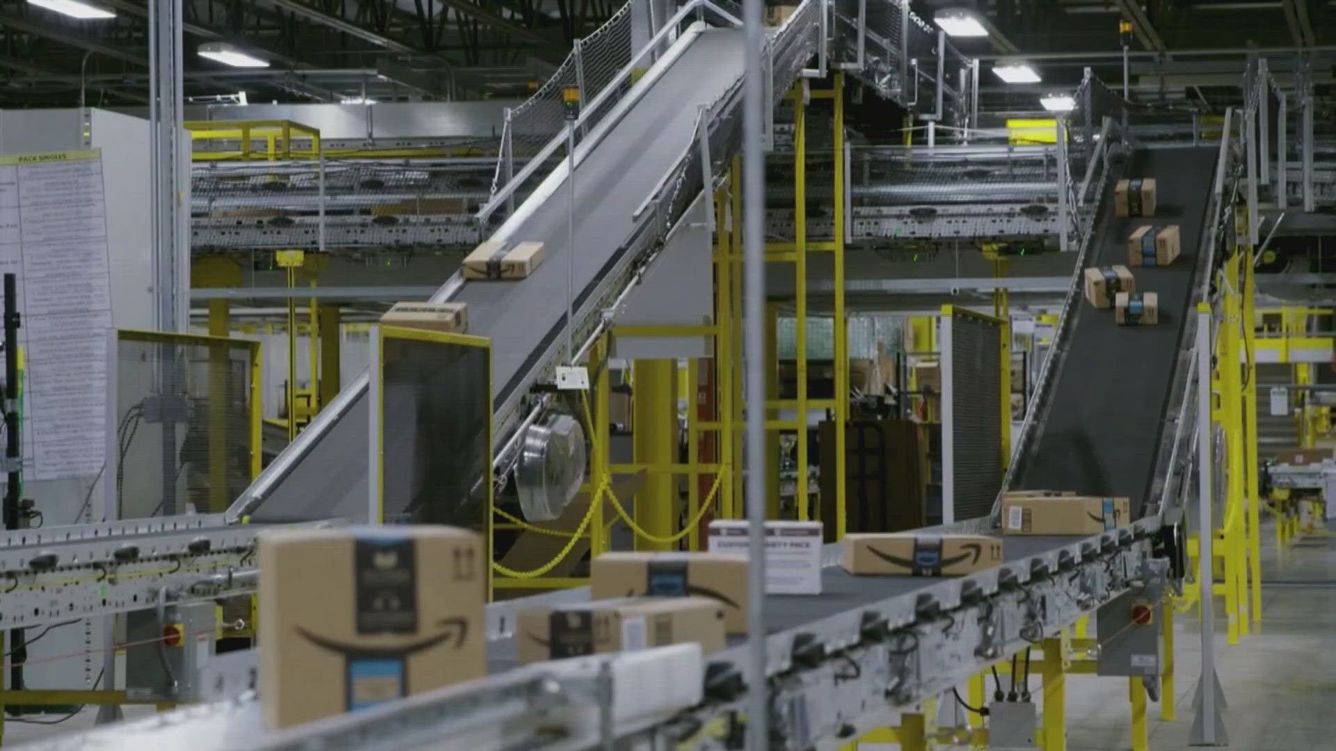 Amazon just announced the closures of its branded brick-and-mortar ...