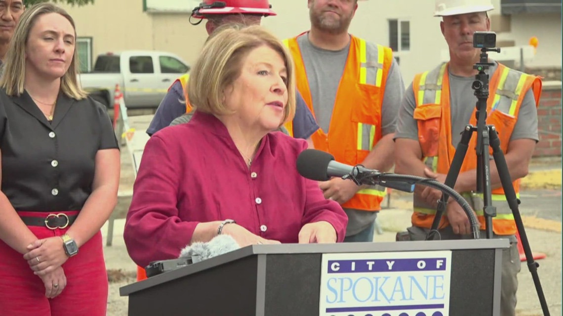 Spokane mayor signs updated "Complete Street" ordinance into law | krem.com