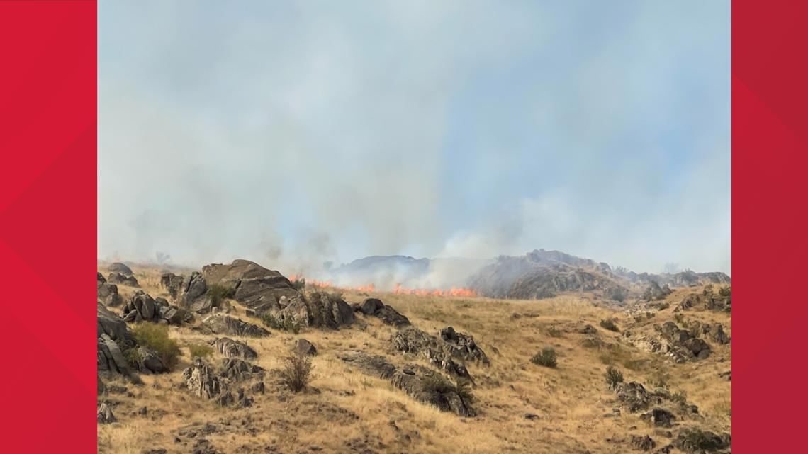 Evacuations expanded, upgraded for Swawilla fire | krem.com