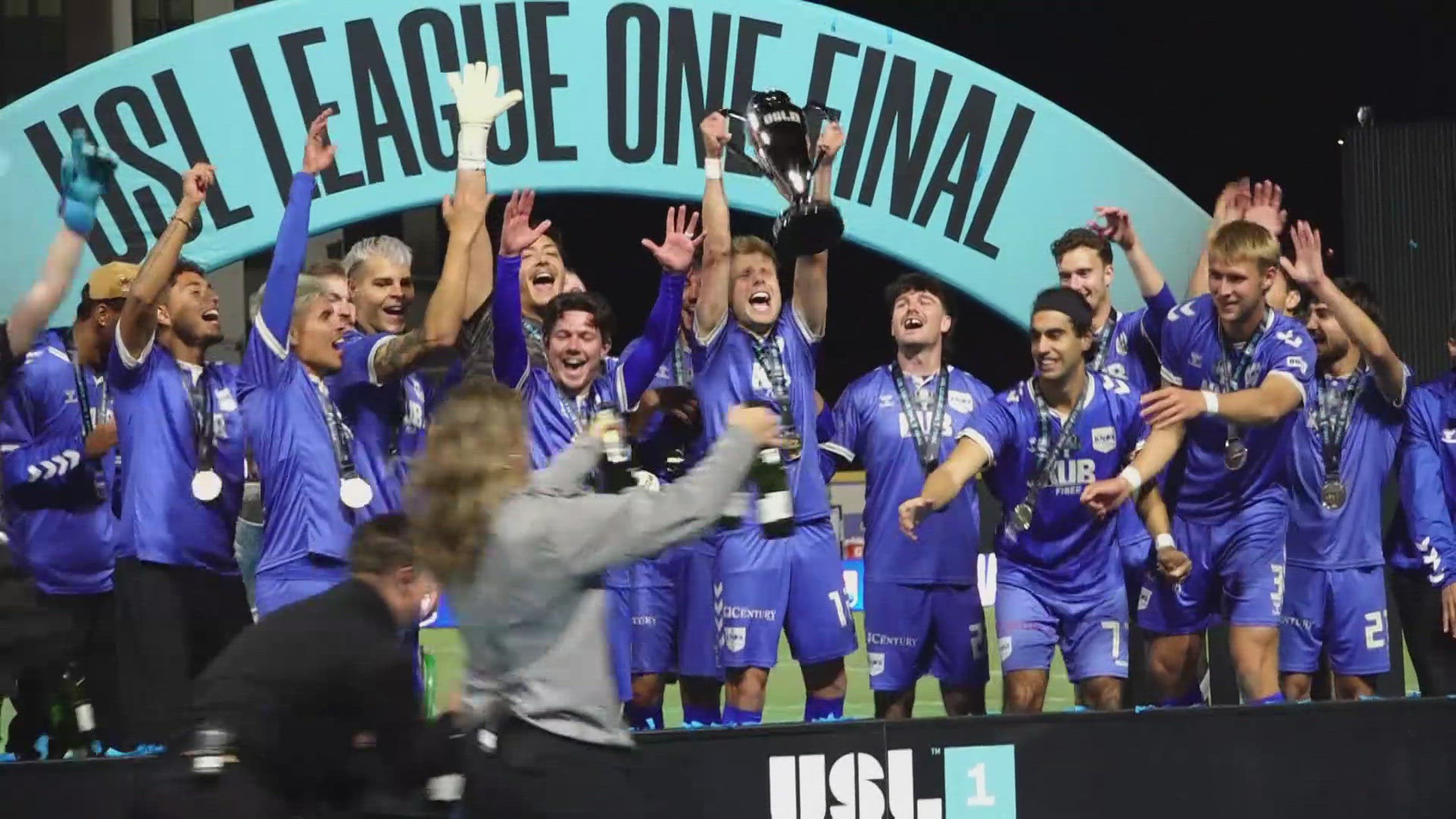 One Knox SC clinches first playoff title and breaks USL attendance ...